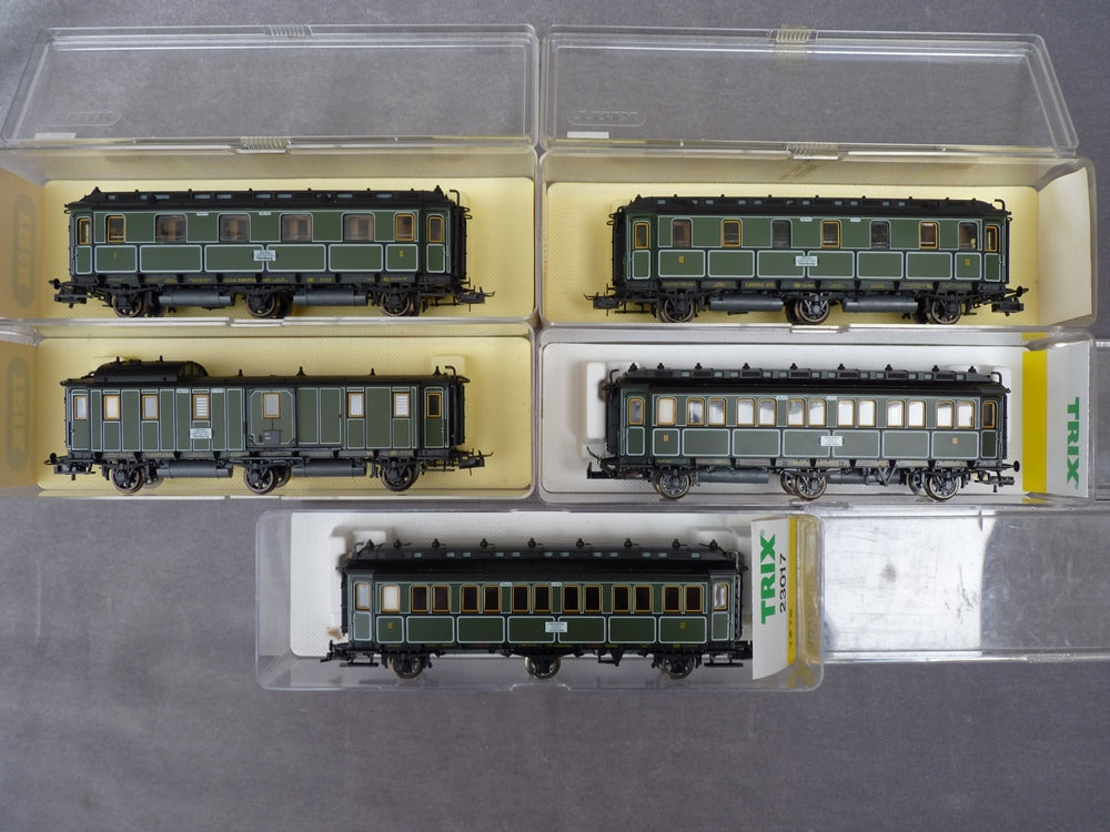 TRIX - 23016 - 23017 - 23018 - Rame de 5 voitures bavaroises K.Bay.Sts ...