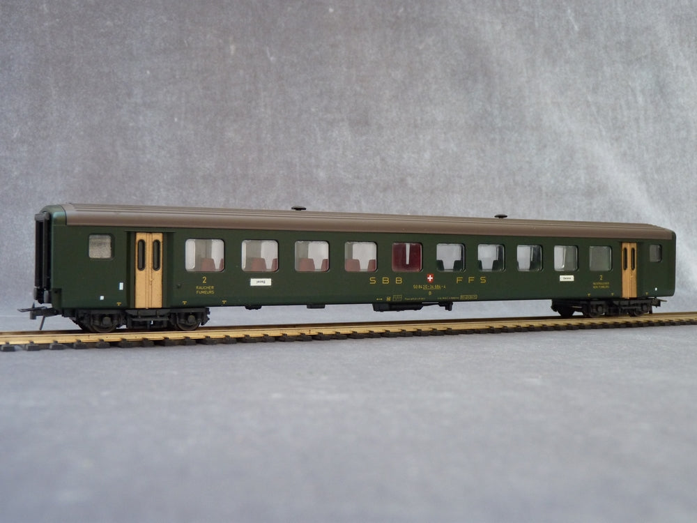 ROCO 4238 - Voiture 2éme Classe type unifié EW I des SBB CFF – Antique ...